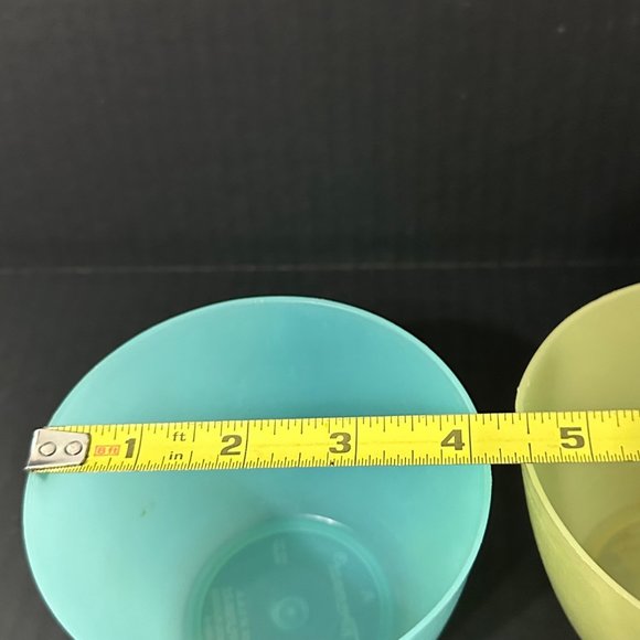 Tupperware | Kitchen | Vtg Tupperware 48 Set Of Two 14oz Refrigerator ...